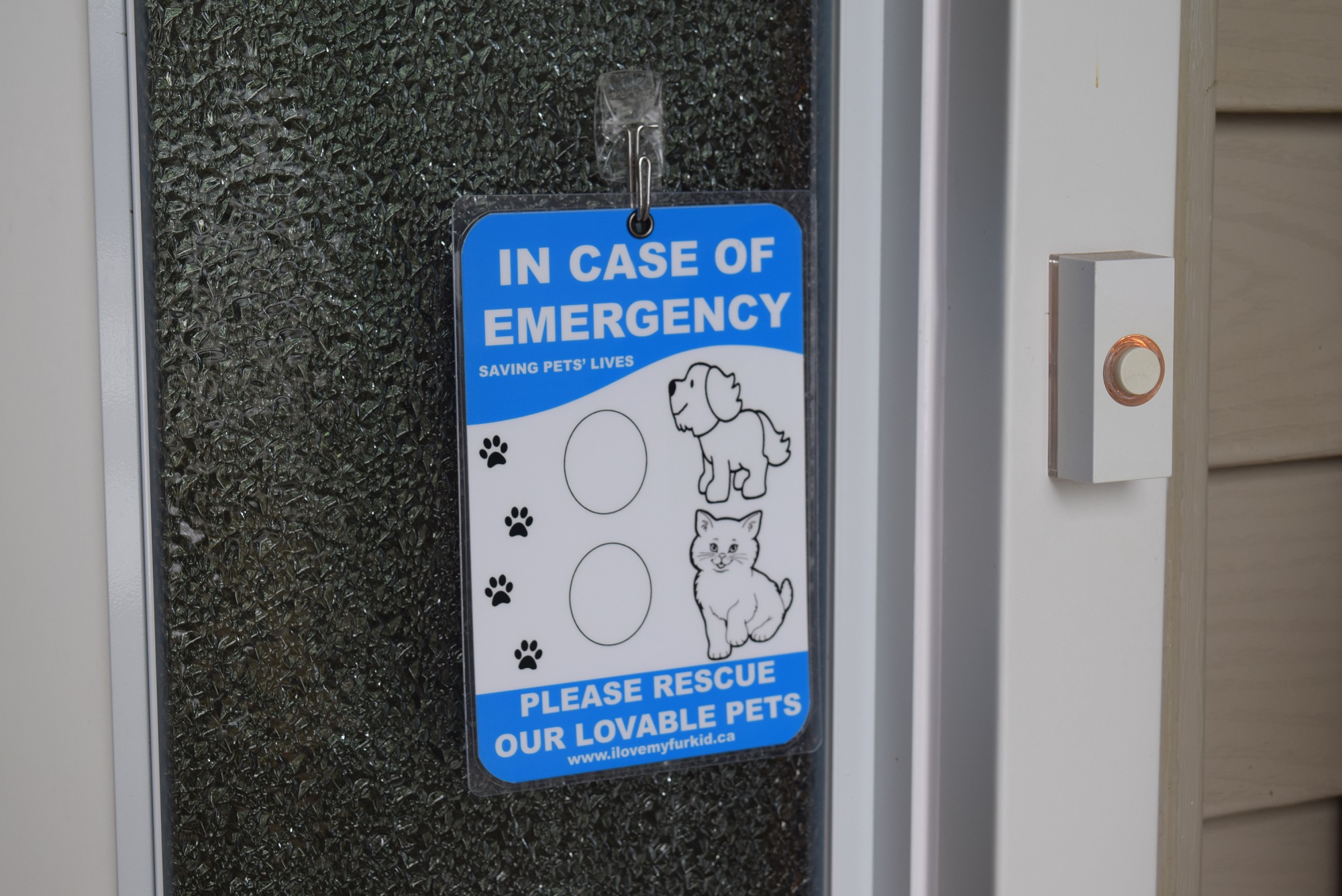 Emergency Pet Signs - I Love My Fur Kid